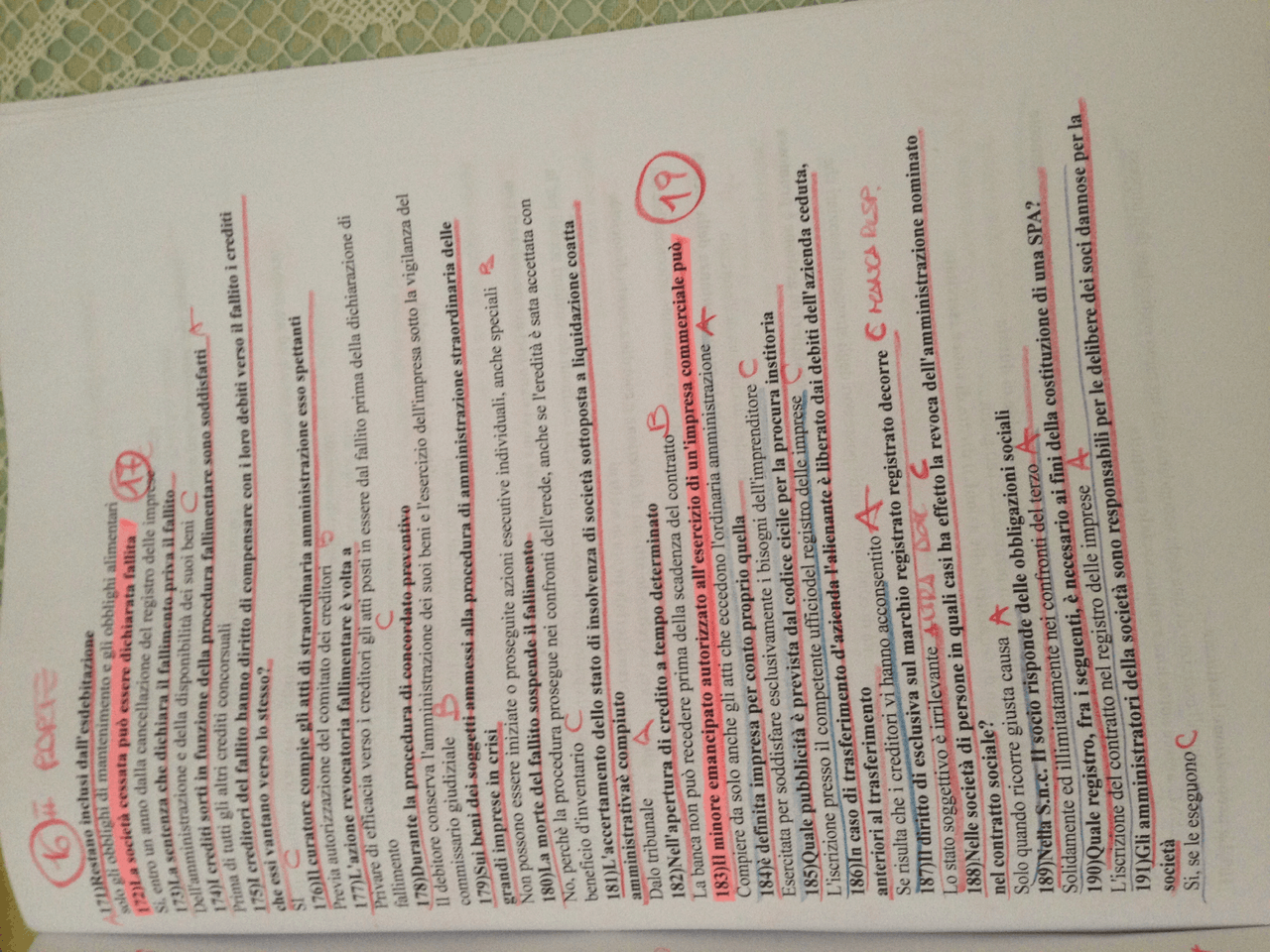 Quiz Diritto Commerciale 4 Docsity