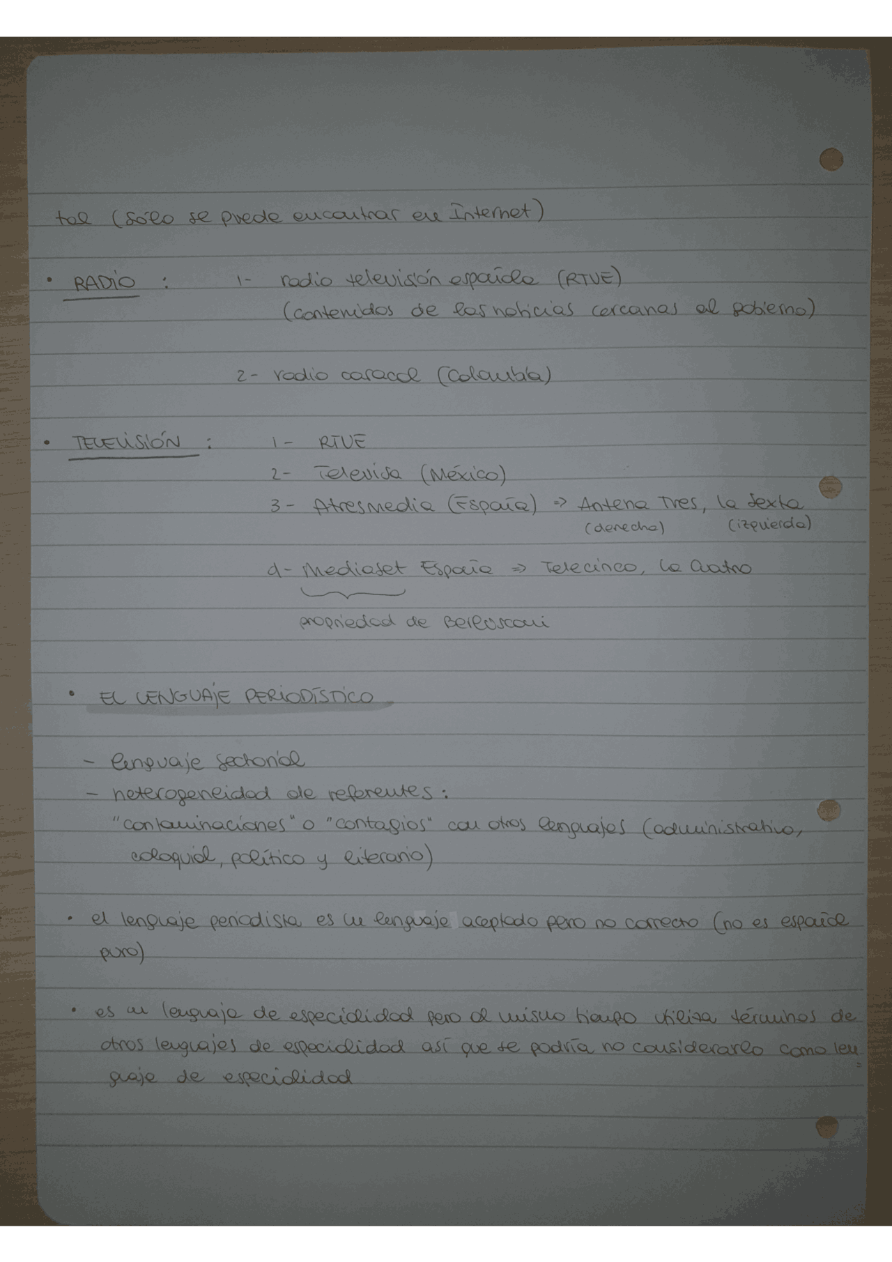 Español en los medios de comunicación - Docsity